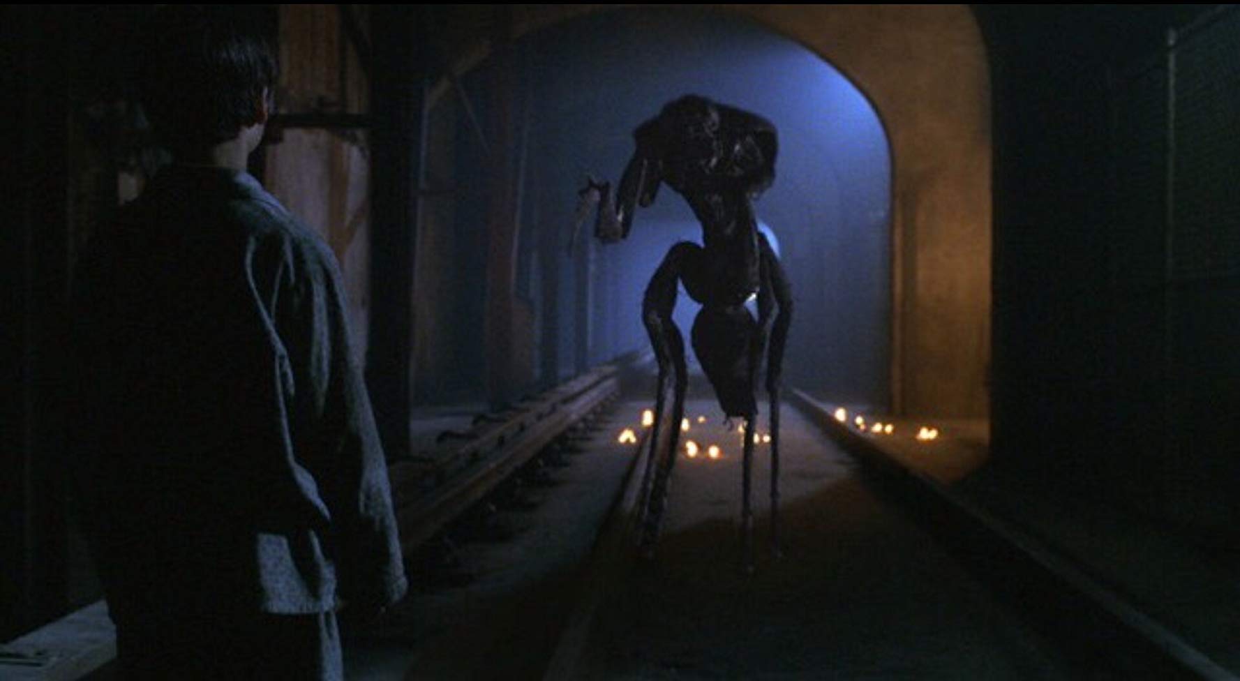 Mimic : le film de Guillermo del Toro adapté en série par Paul W.S ...