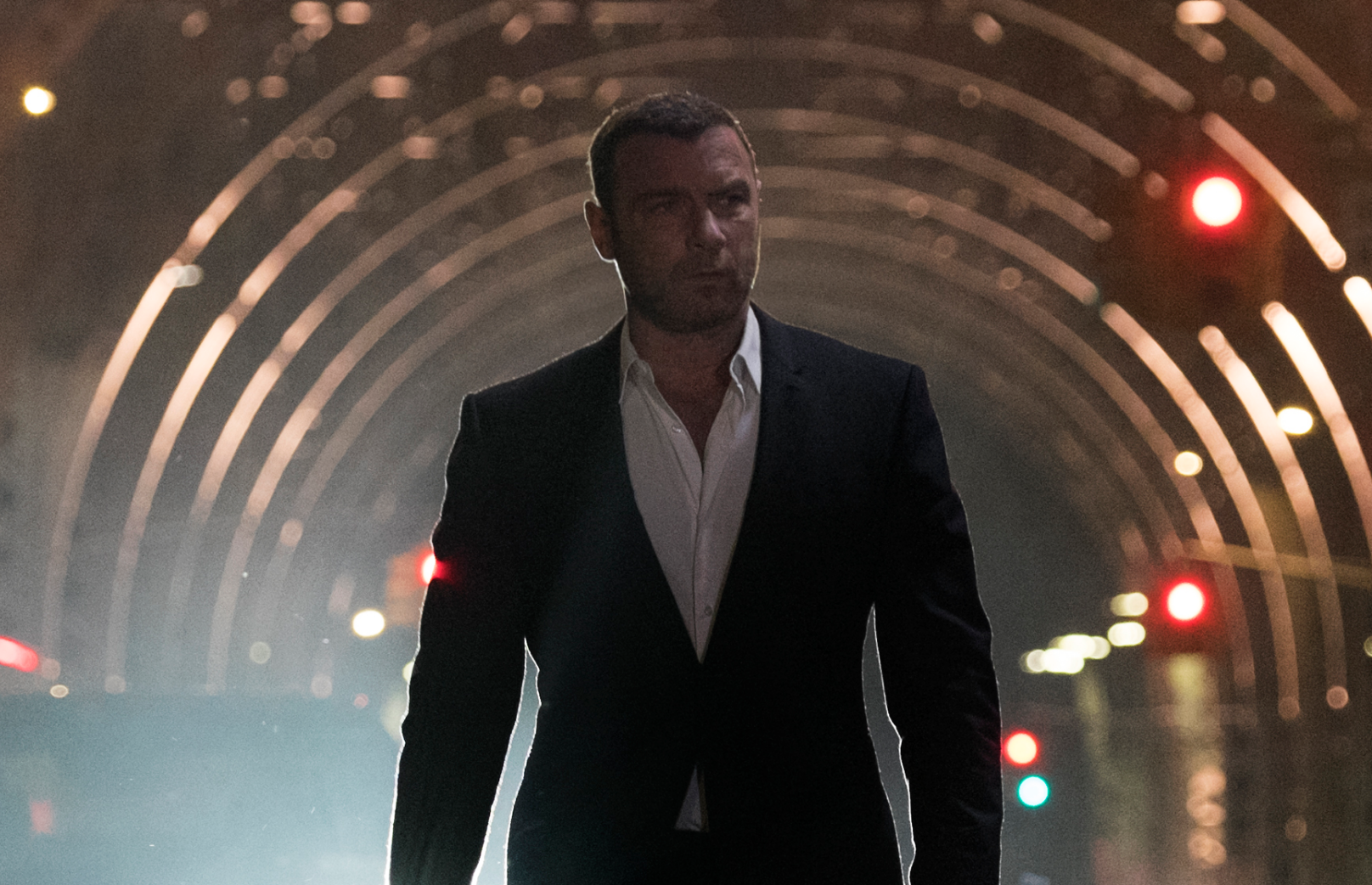 Ray Donovan : première bande-annonce musclée pour le film - CinéSérie
