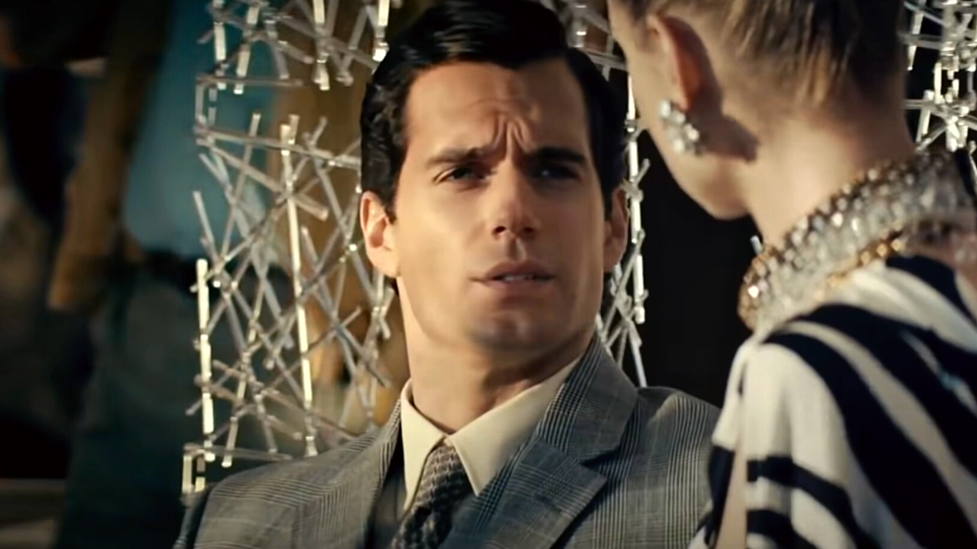 Henry Cavill de retour en espion pour Guy Ritchie - CinéSérie